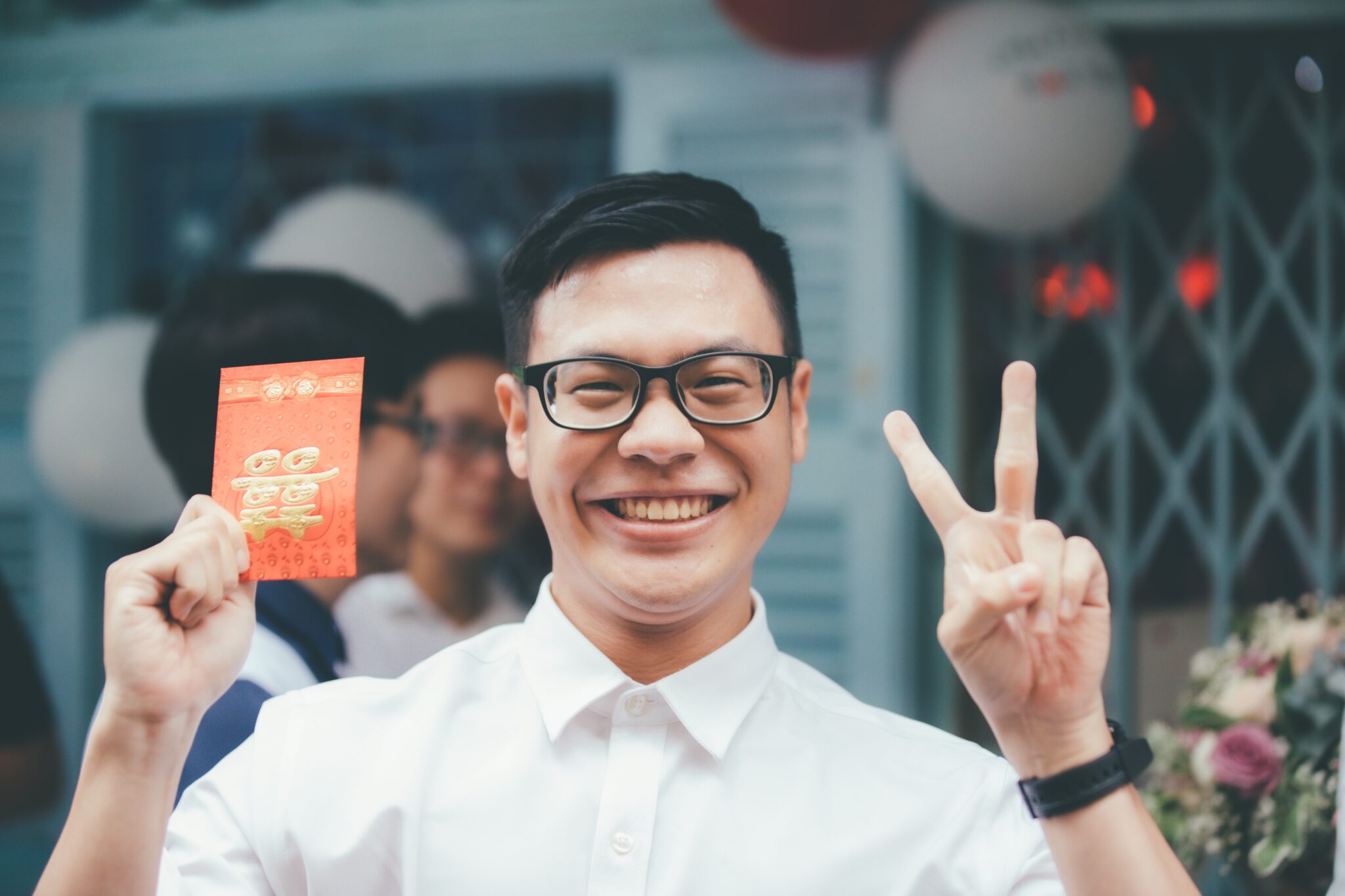 Gift-giving Etiquette and Traditions in China - Journeys & Jaunts